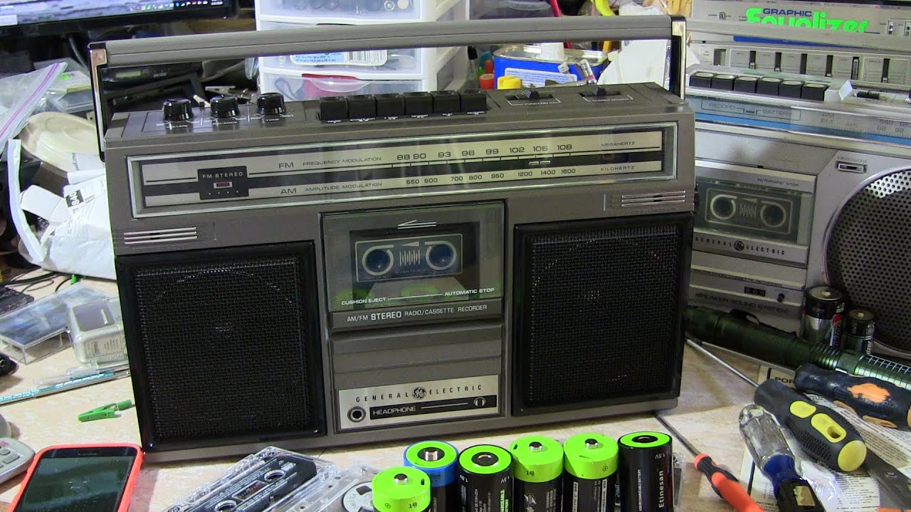 General Electric 3-5253A Serviced record Plays cassettes re-string ...