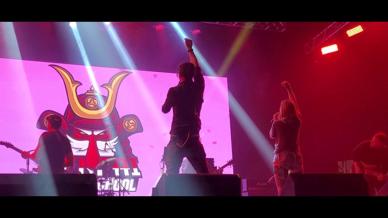 Senpai Old School - We Are! (One Piece OP 1) (Anime Friends 2024) - YouTube