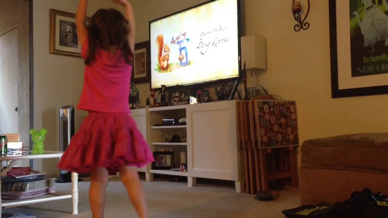 Tinker Bell credits dance - YouTube