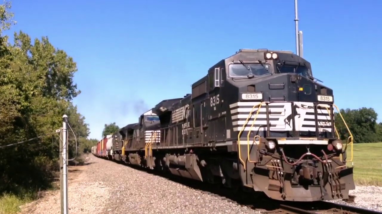 NS 8315 South on the Marion Branch - YouTube