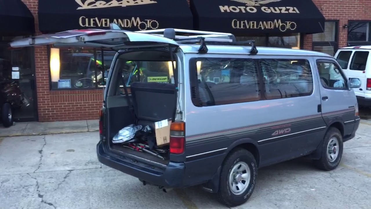 1992 Toyota HiAce JDM Diesel 4x4 Super Custom ClevelandMoto - YouTube