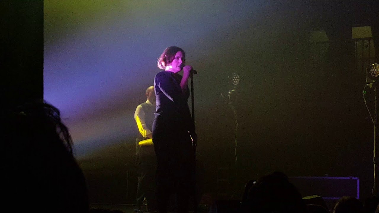 Alison Moyer Beautiful Gun - YouTube