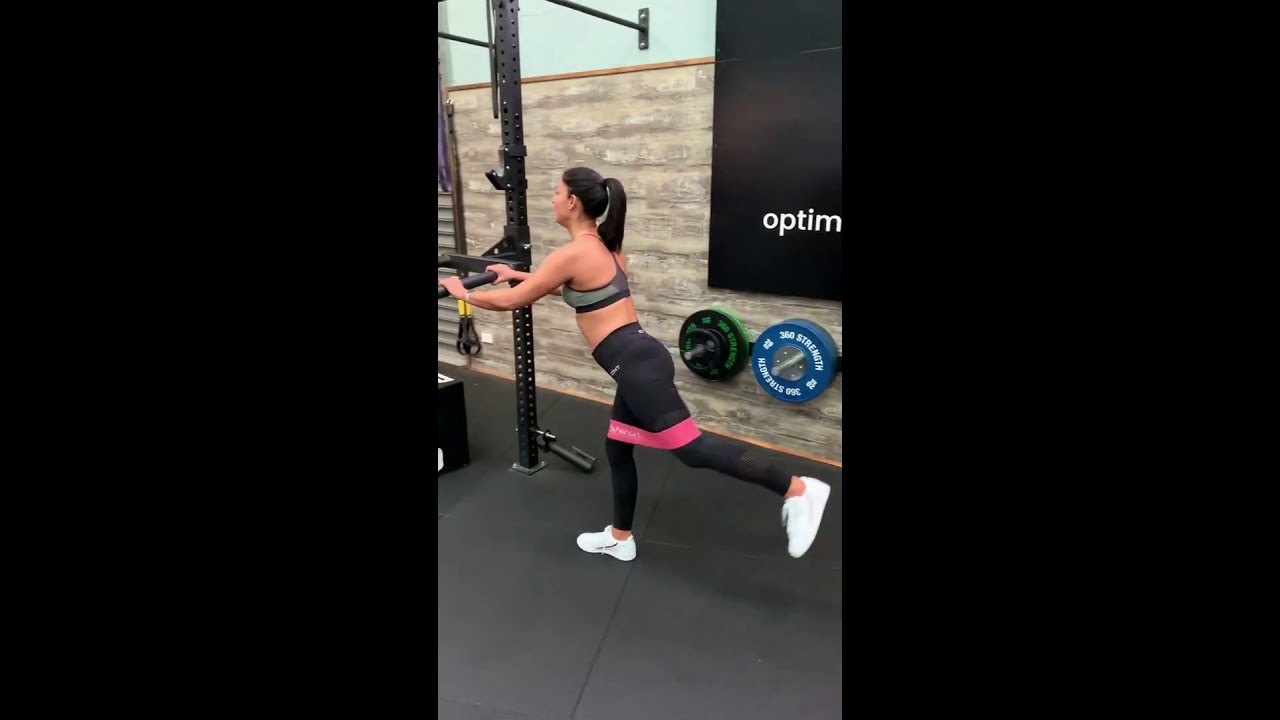 Banded Glute Kickbacks - YouTube