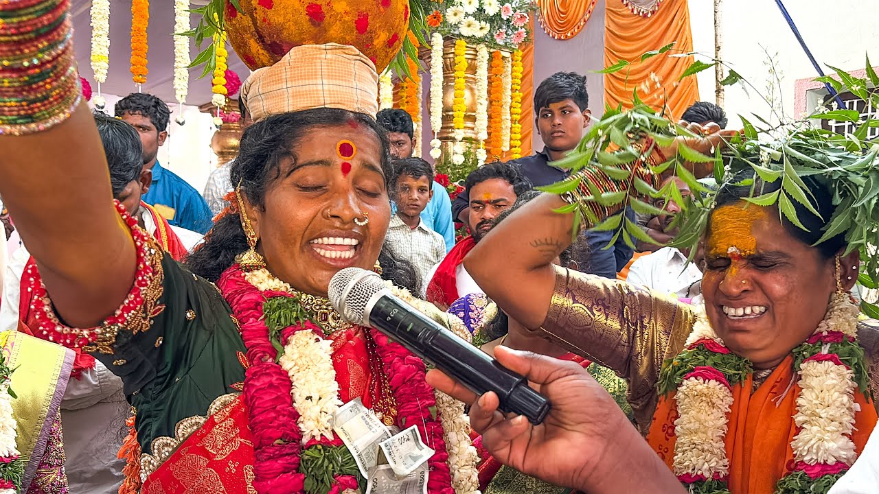 Lohitha Bonam Tharnikal Village Yellamma Kolupu || Lohitha Bonam ...