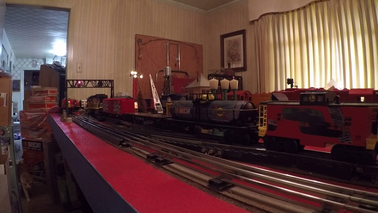 Lionel Santa Fe Black Bonnet - YouTube