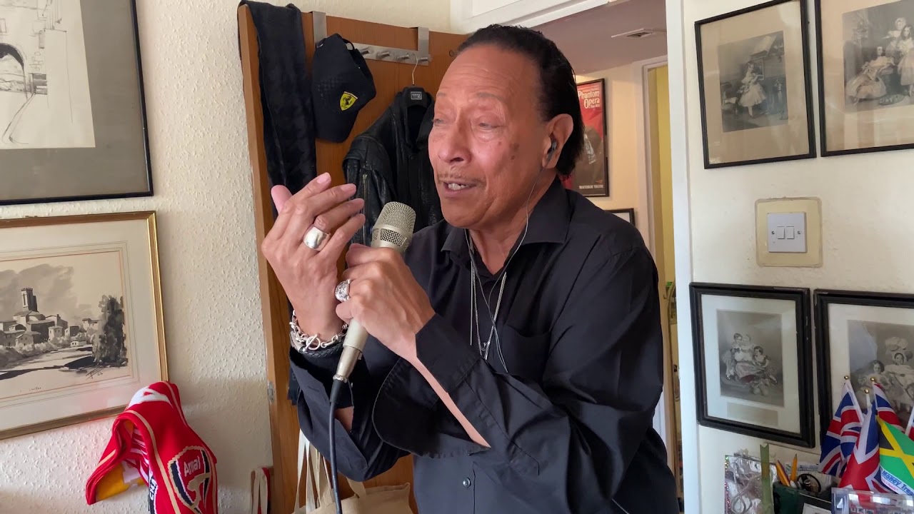 Peter Straker - White Cliffs Of Dover VE Day 2020 - YouTube