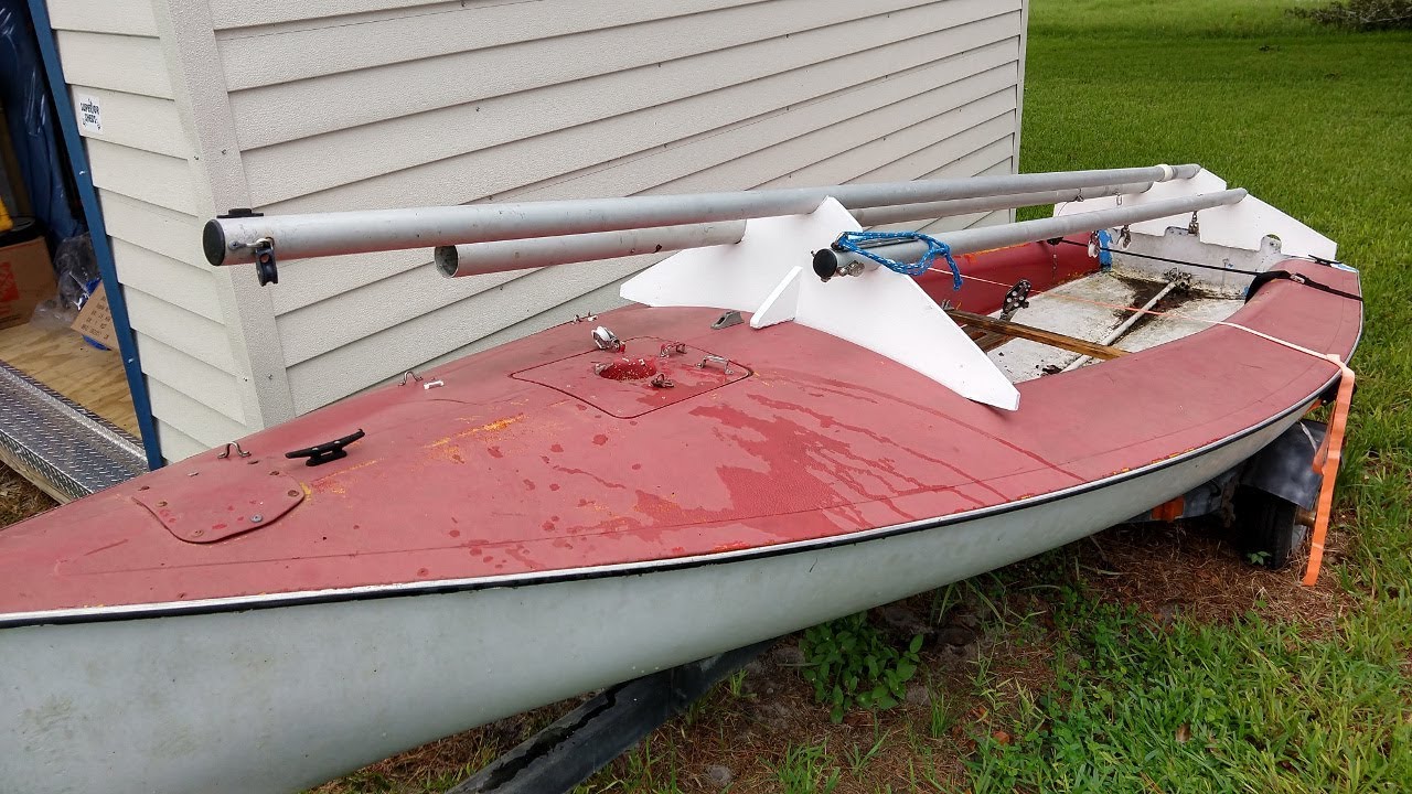 Banshee Sailboat mast/booms storage and sun/rain cover support - YouTube