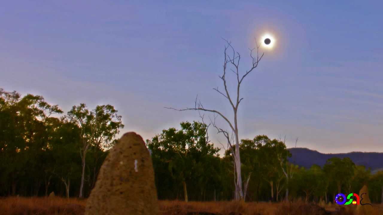 Eclipse Total de Sol 14-11-2012.mp4 - YouTube