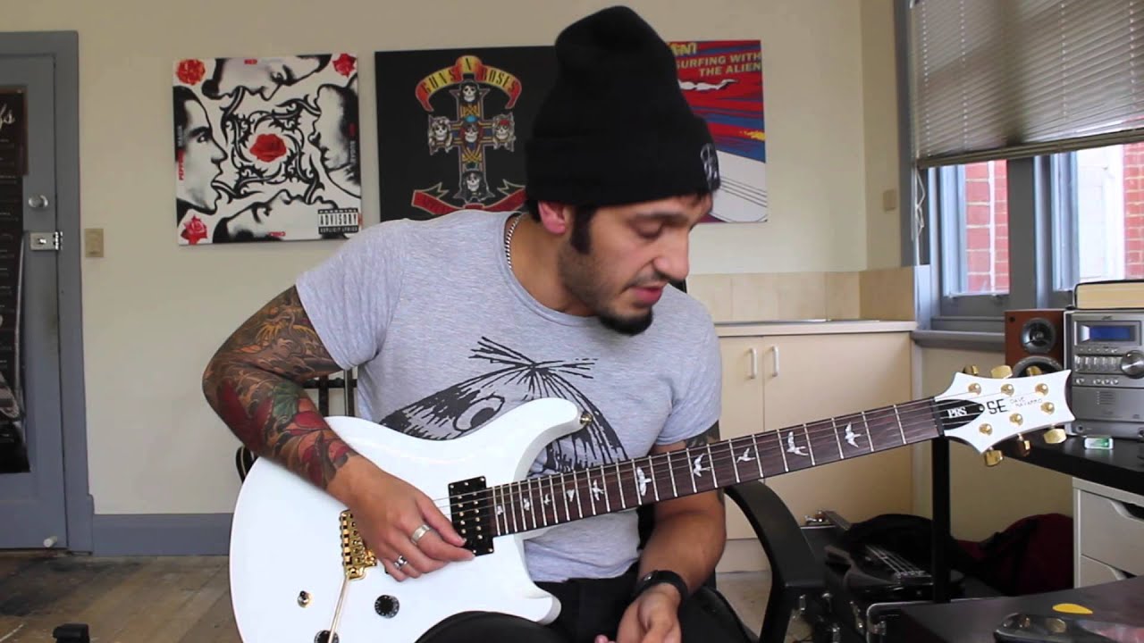 How to play 'Shepherd Of Fire' by Avenged Sevenfold Guitar Solo Lesson ...