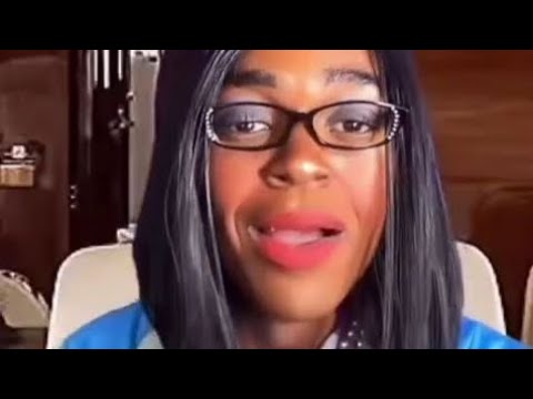 Stan Twitter: Boss & CEO falls off of the chair - YouTube