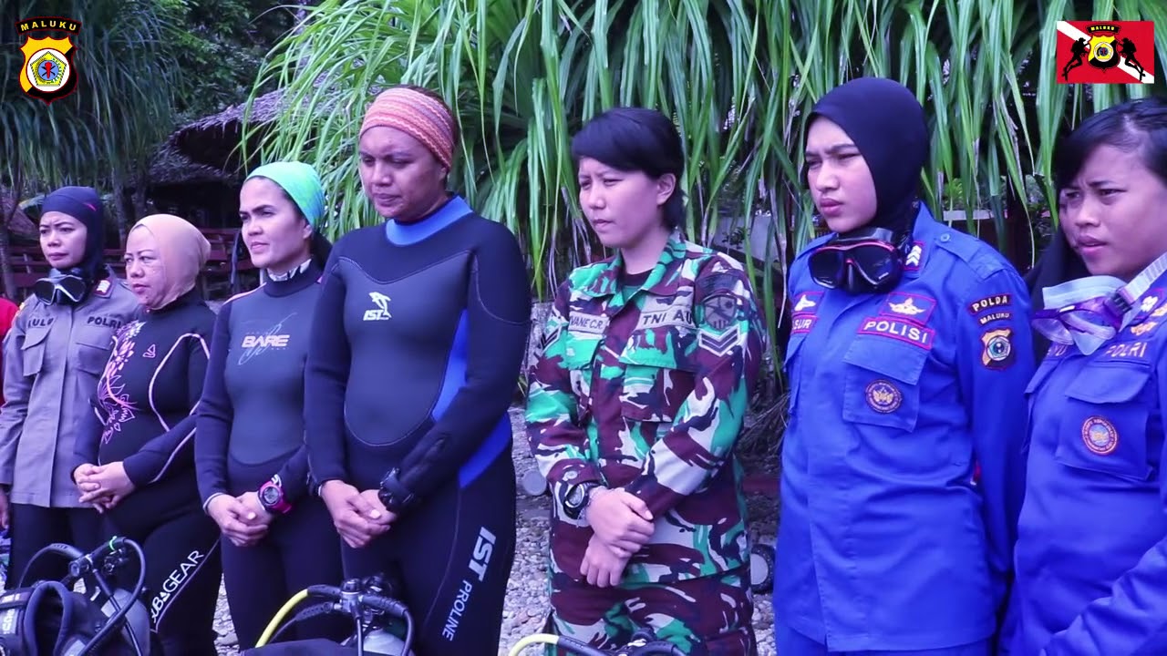 Lady Diver Maluku Prepare to Manado - YouTube