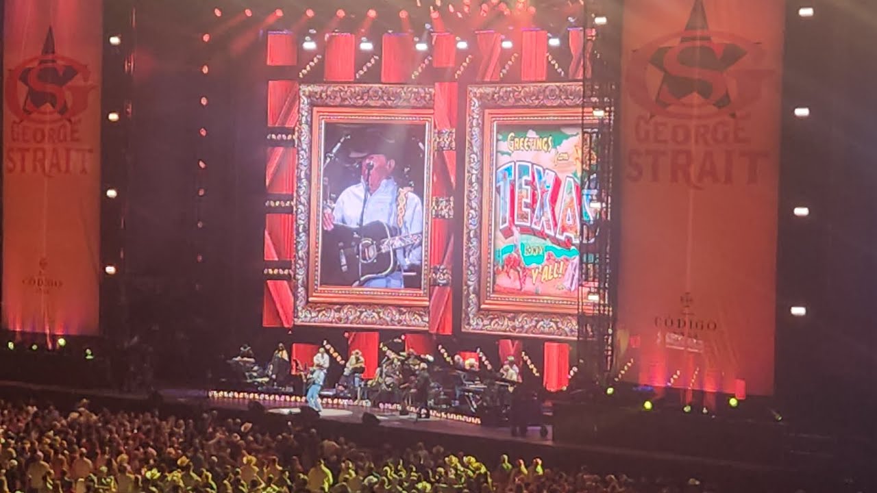 Gillette Stadium concert with George Strait - YouTube