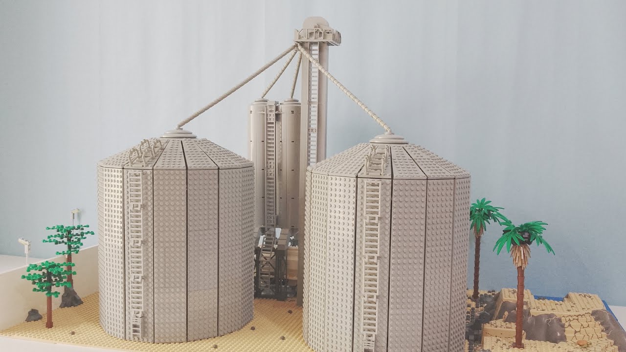 Lego Grain System with Black CLT 9000 MOC - YouTube