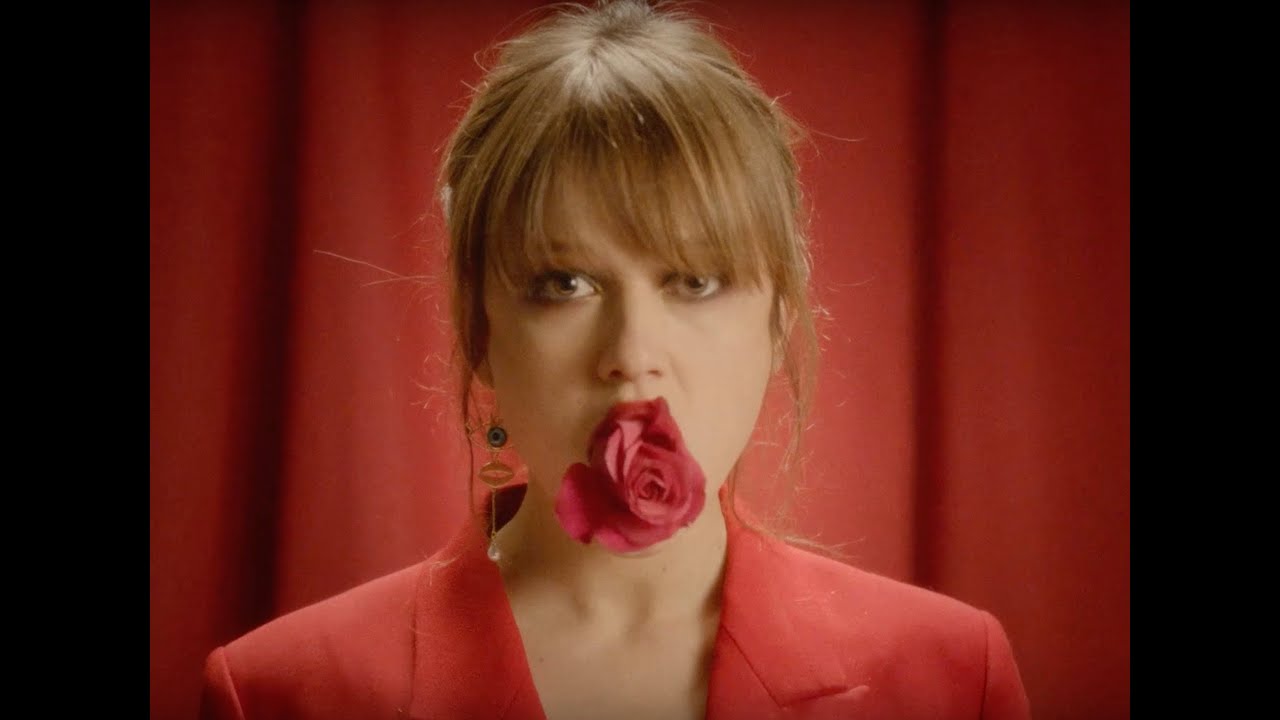 ELISA ERKA - Corps Météo (Clip officiel) - YouTube