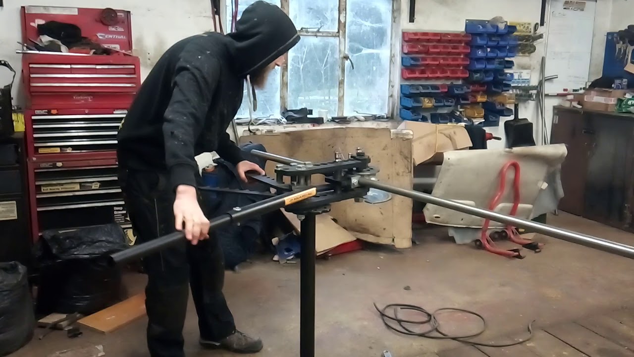 Tube bending for roll cage - YouTube