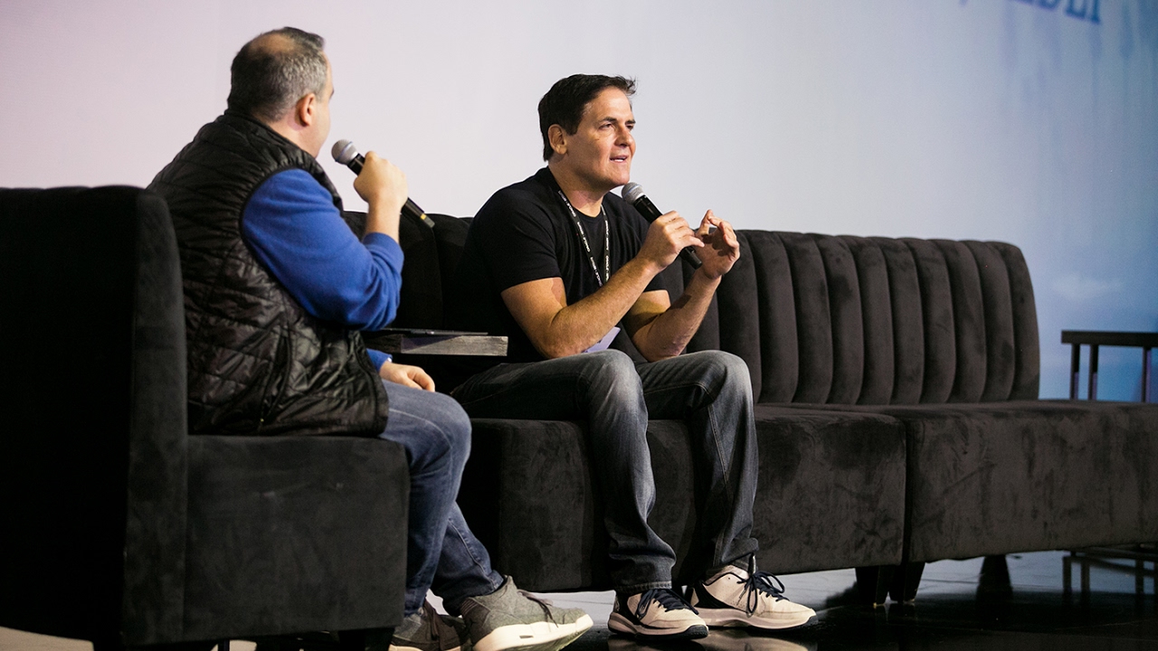 Mark Cuban Interview by Jason Hirschhorn | Upfront Summit 2017 - YouTube