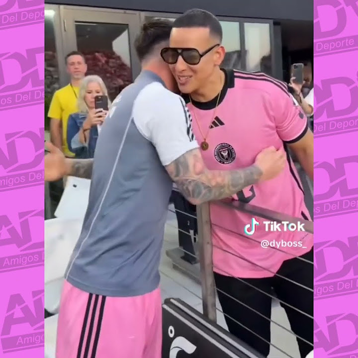 ¡ABRAZO DE ESTRELLAS! DADDY YANKEE Y LIONEL MESSI COMPARTIERON UN FRATERNAL SALUDO - YouTube