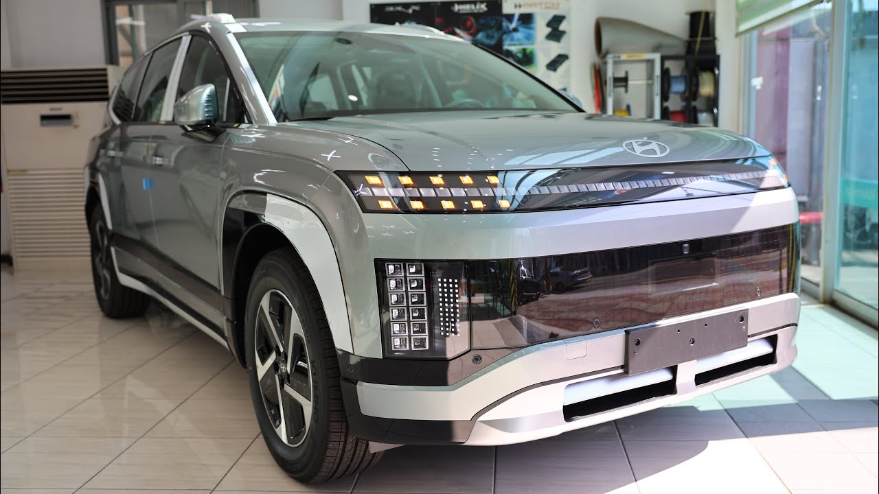 아이오닉9 AWD 6인승 프레스티지 셀라돈 그레이 메탈릭 지인 차량 출고 영상 - YouTube