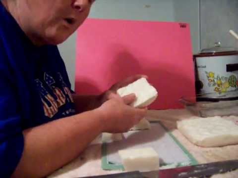 Essential Soap: Making Homemade Laundry Detergent, Make Homemade Lye ...