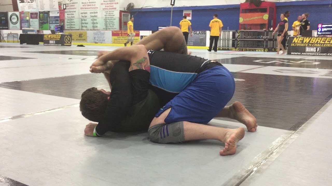 Eric Strausser VS Brian Sheehan NewBreed Absolute - YouTube