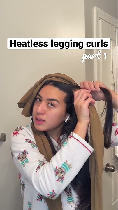 How to do the viral heatless curls with leggings! #curlyhairtutorial #leggingscurls # ...