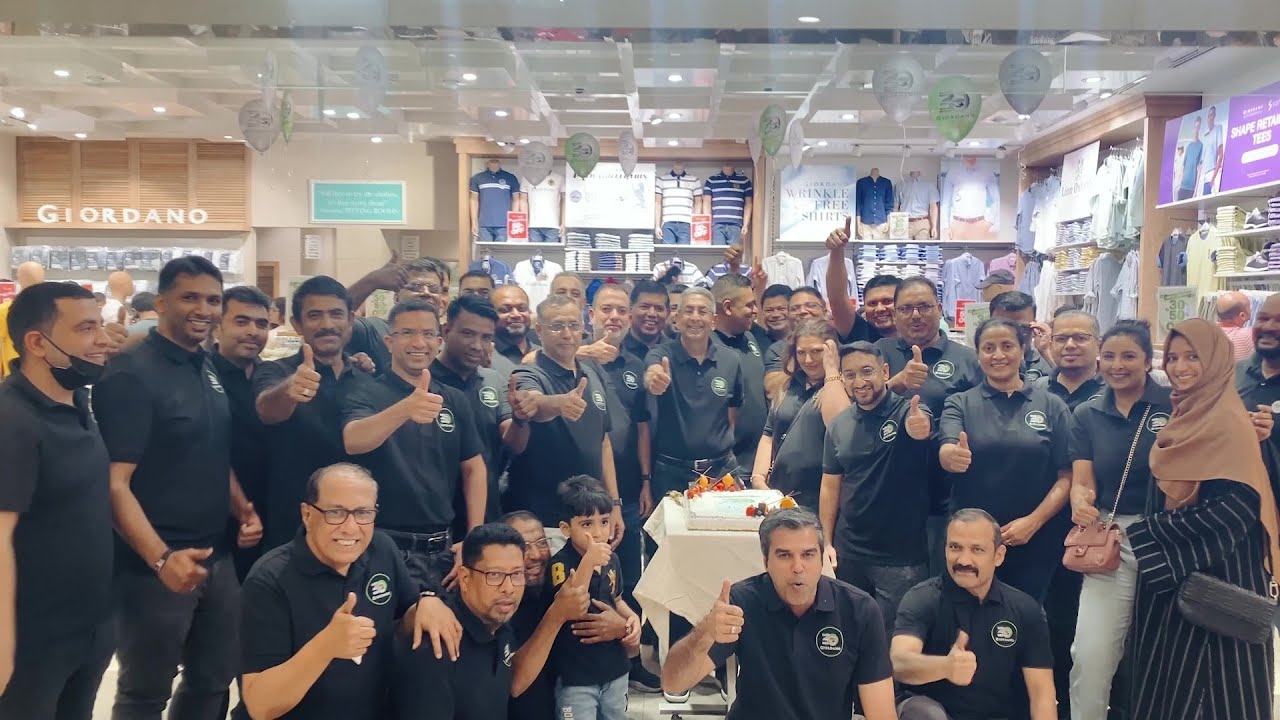Celebrating 30 years of Giordano at Deira City Centre - YouTube
