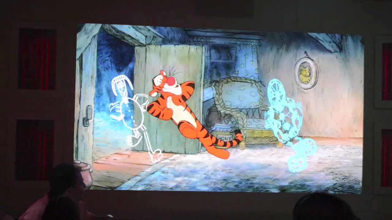 Disney Fantasy's Animator's Palate in Action - YouTube