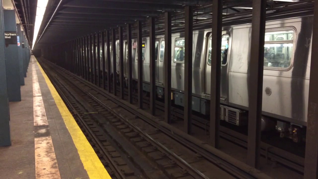R46/R160 M and R trains at Northern Blvd - YouTube