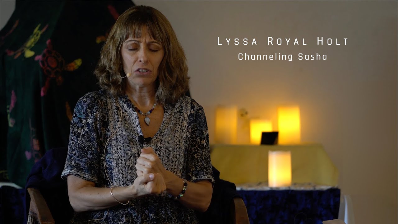 ED Podcast E26 - Lyssa Royal Holt & Making Contact - YouTube