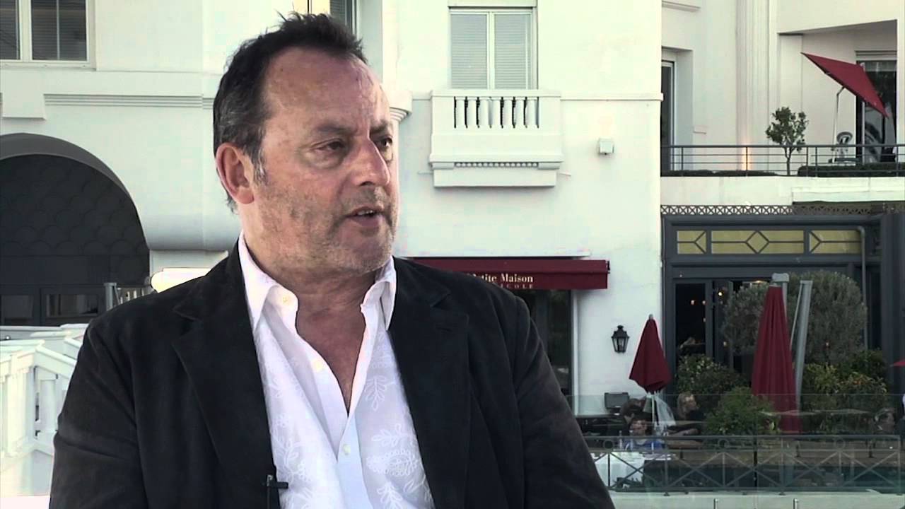 Interview with Jean Reno, for his new TV series "Le Grand" - YouTube