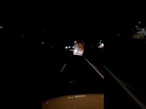 Ultrapassagem bem sucedida...curtindo um rock na Rodovia Washington Luiz