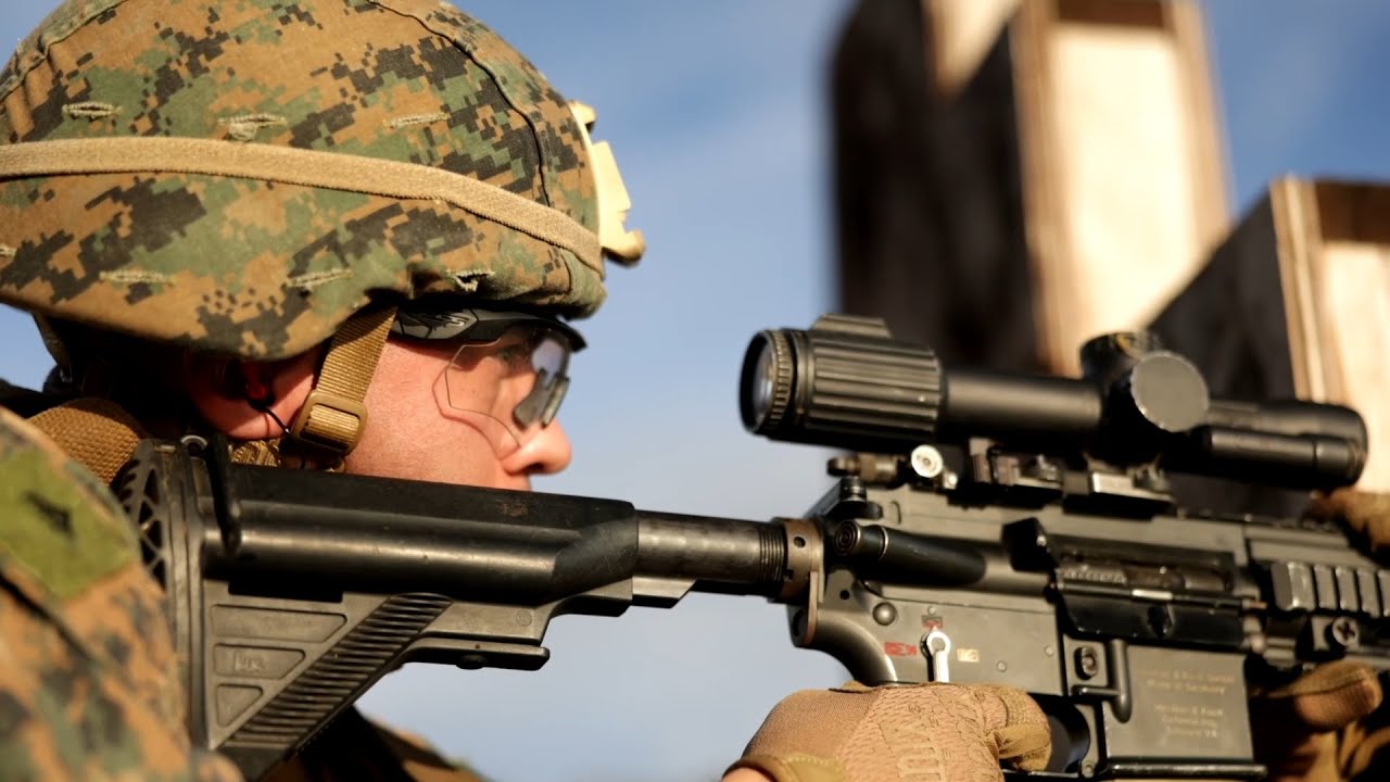 Marines 2023 Squad Competition At MCBH - YouTube
