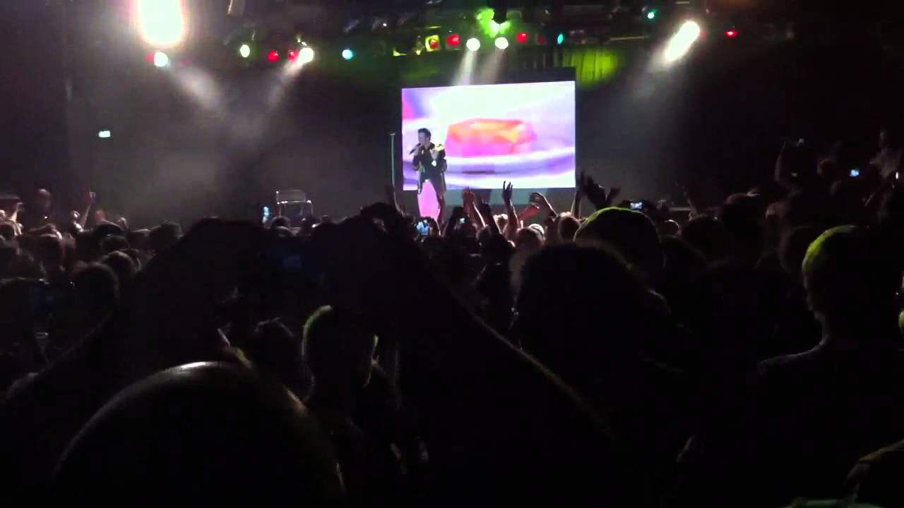 Alexander Marcus - Hawaii Toast Live München 2011 Backstage - YouTube