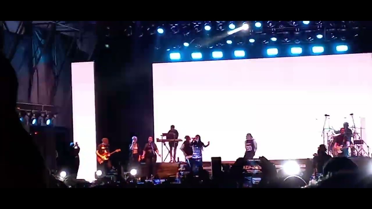 Nicki Nicole - Bzrp Music Sessions 13 en La Rioja - YouTube
