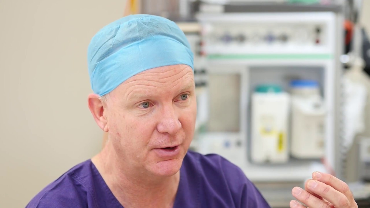 Fat cell grafting in facelift surgery - YouTube