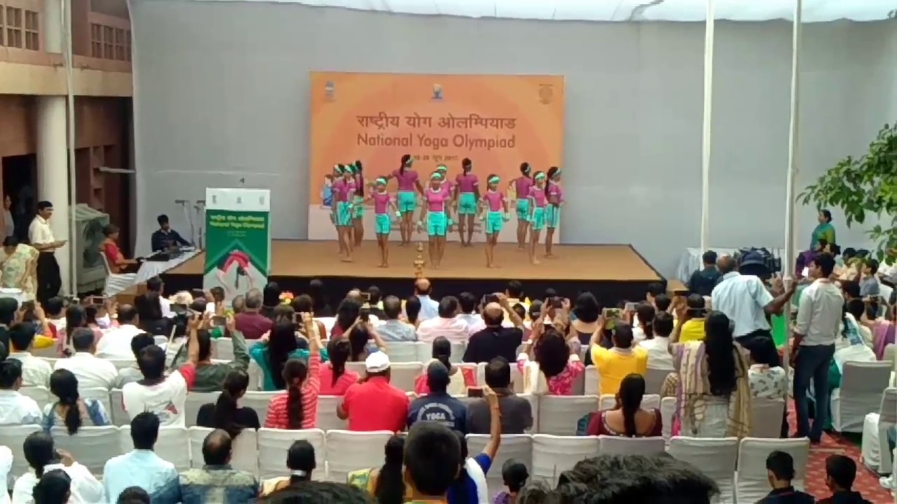 new beautiful yoga formations. in national yoga olympiad. - YouTube