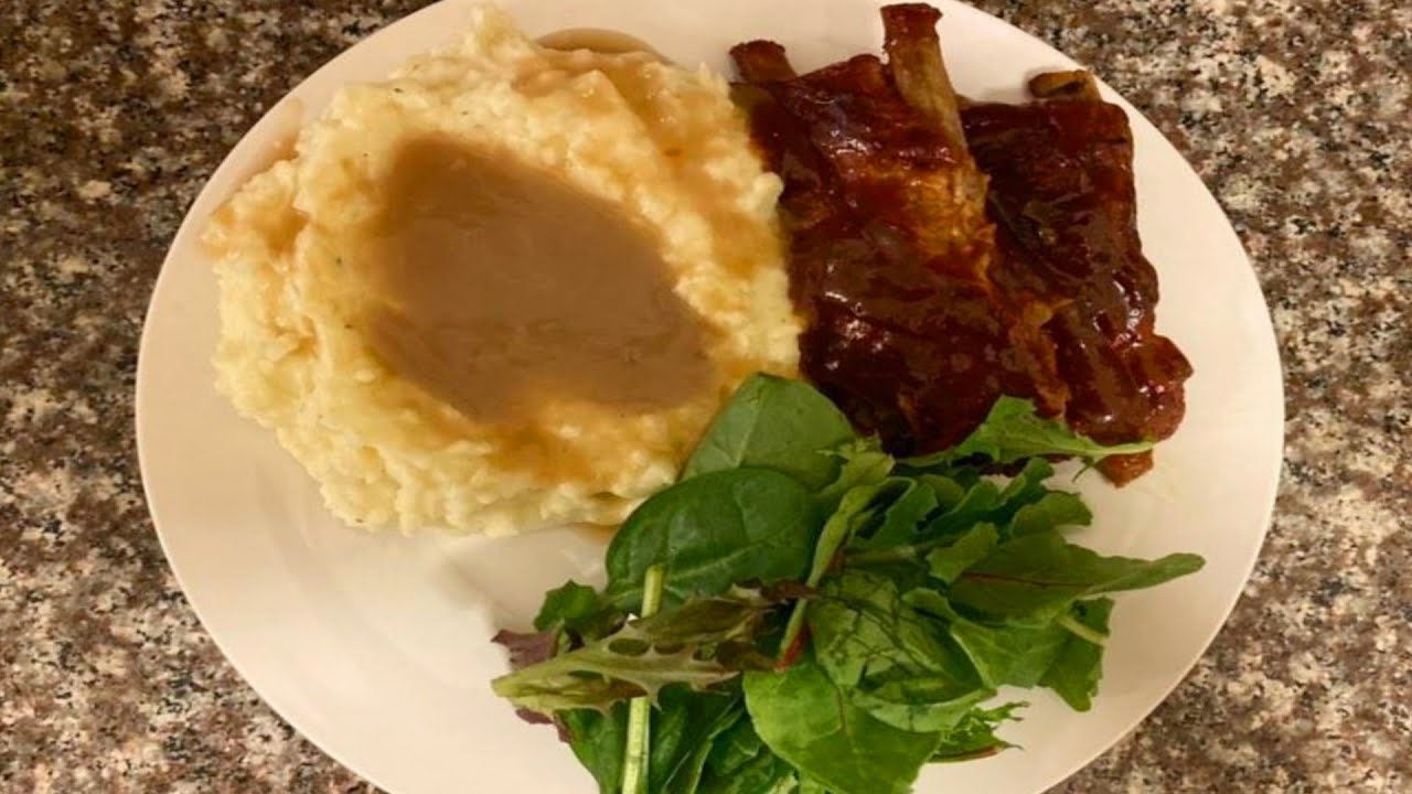 Costillas con BBQ y Pure de Papa - YouTube