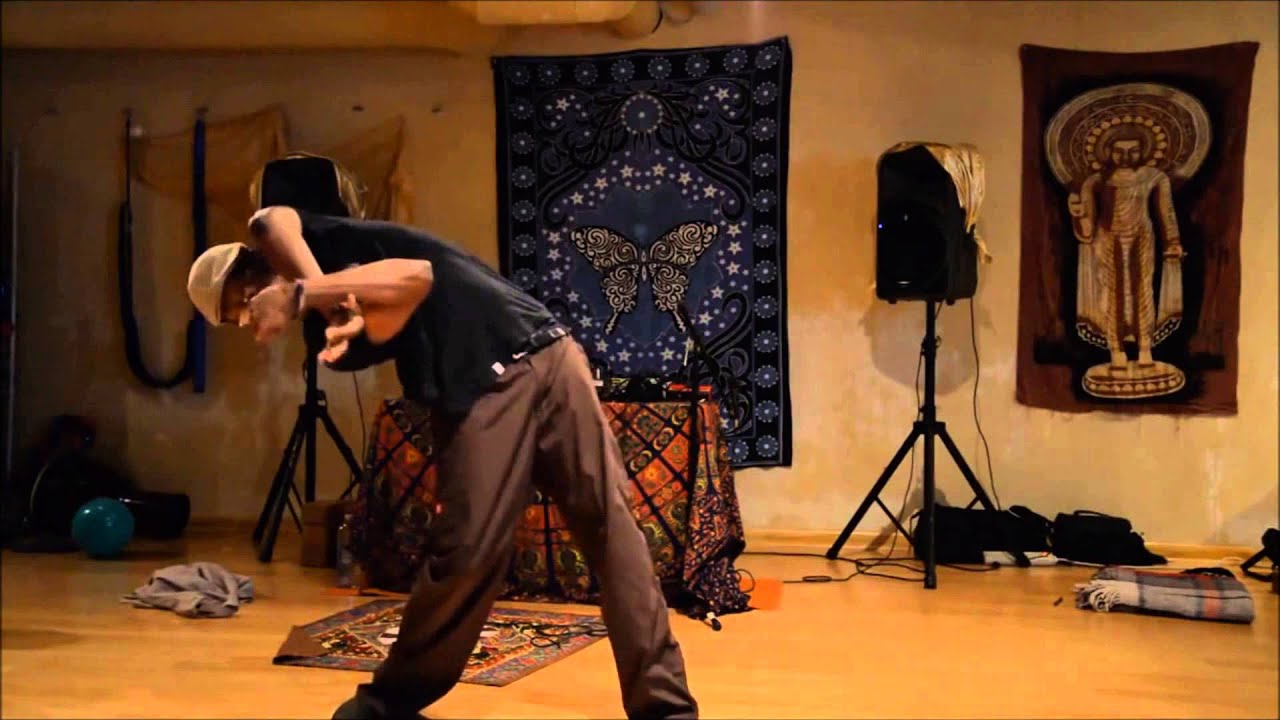 Liquid & Waving dance | Lonely | HQ - YouTube