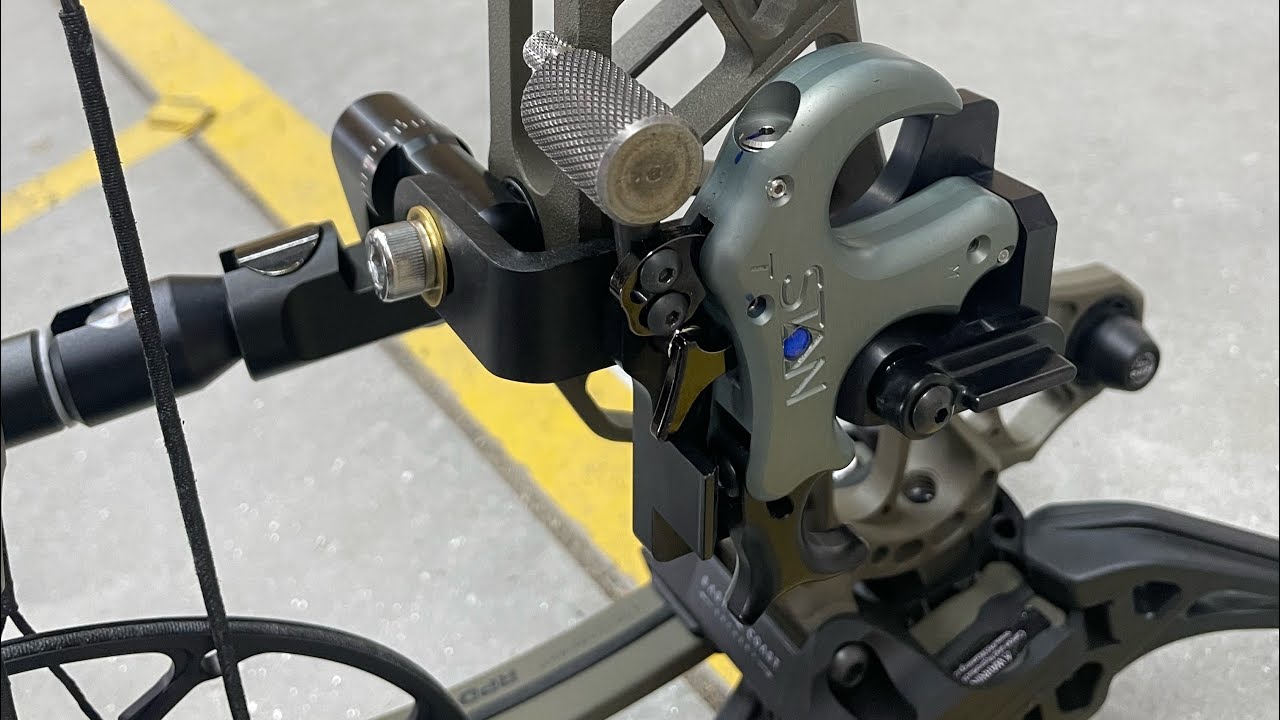 2024 Mathew LIFT 29.5” with AOT attachment for Stand Onnex Release. # ...