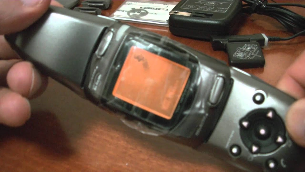 DoCoMo watchphone 'wristomo' in 2003 - YouTube
