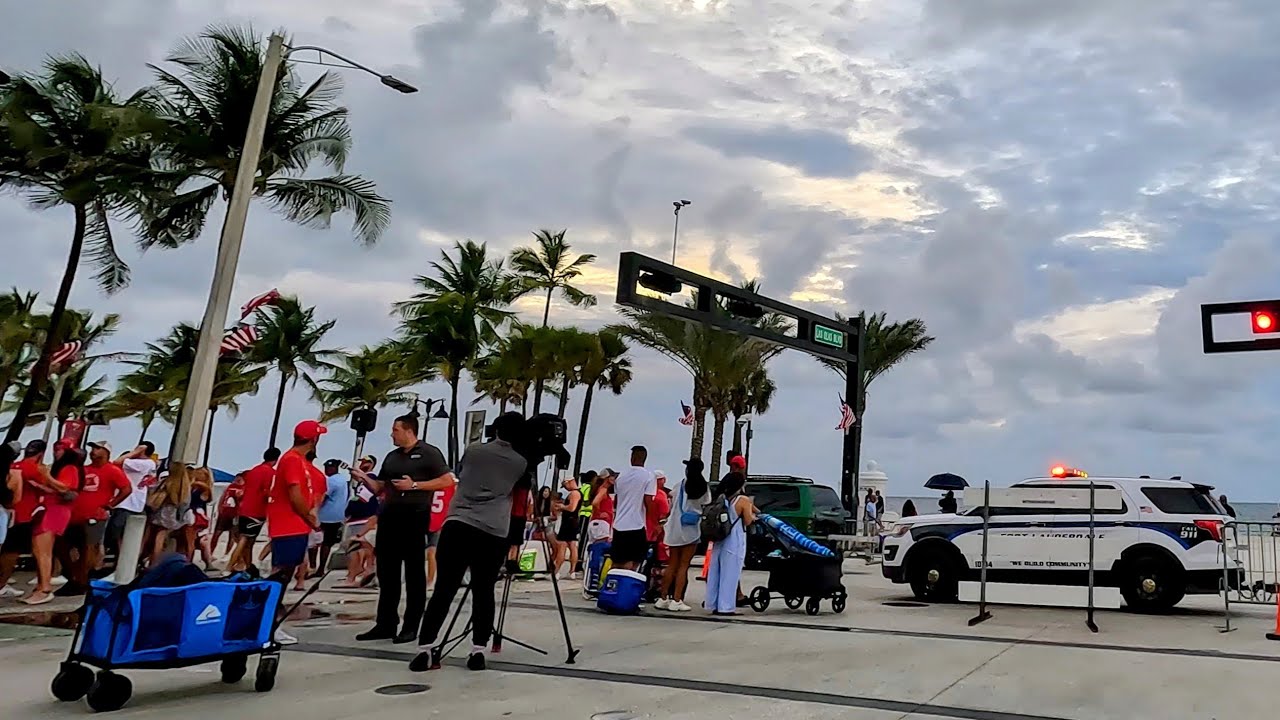 Ride to Florida Panthers parade route before the parade (Ft Lauderdale ...