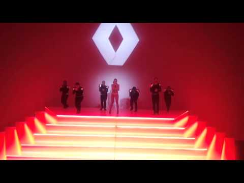 Hadise-Biz Burdayiz Clio Lansmani