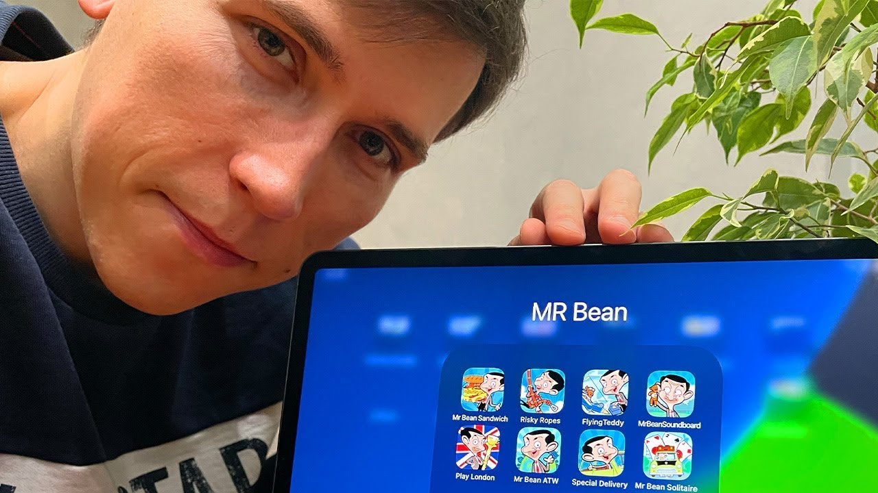 Mr Bean Sandwich & Risky Ropes - Flying Teddy & Play London - ATW ...