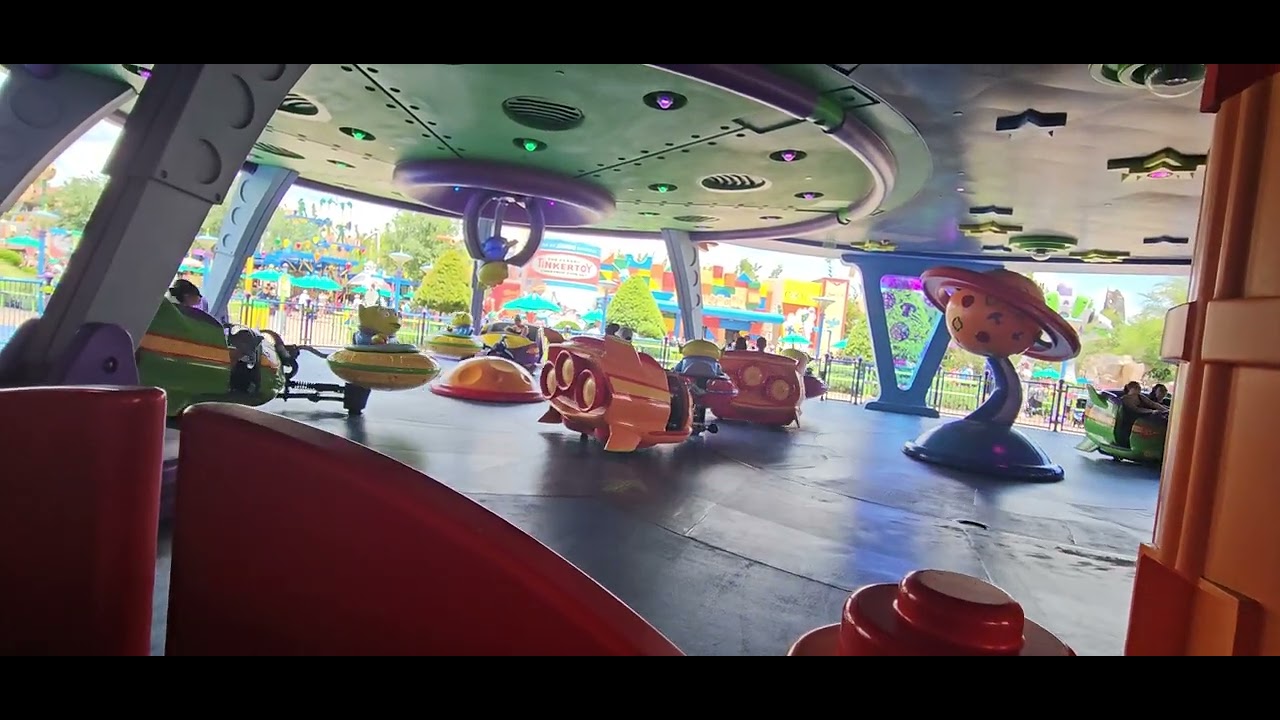 Alien Swirling Saucer off Ride @Disney's Hollywood Studios 5/24/2025 ...