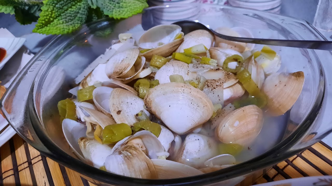 clam stew (Jogaetang: 조개탕) , salted shrimp (Saeu-sogeum-gui: 새우 소금구이 ...