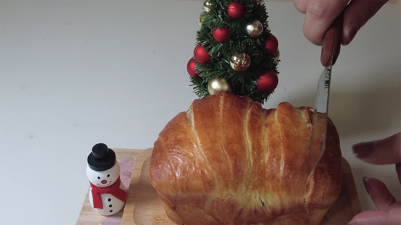 Garlic Butter Cheese Bread Recipe - YouTube