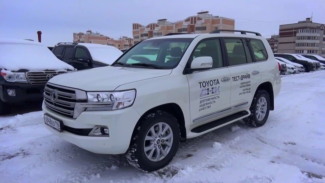 2015 Toyota Land Cruiser 200. Start Up, Engine, and In Depth Tour ...