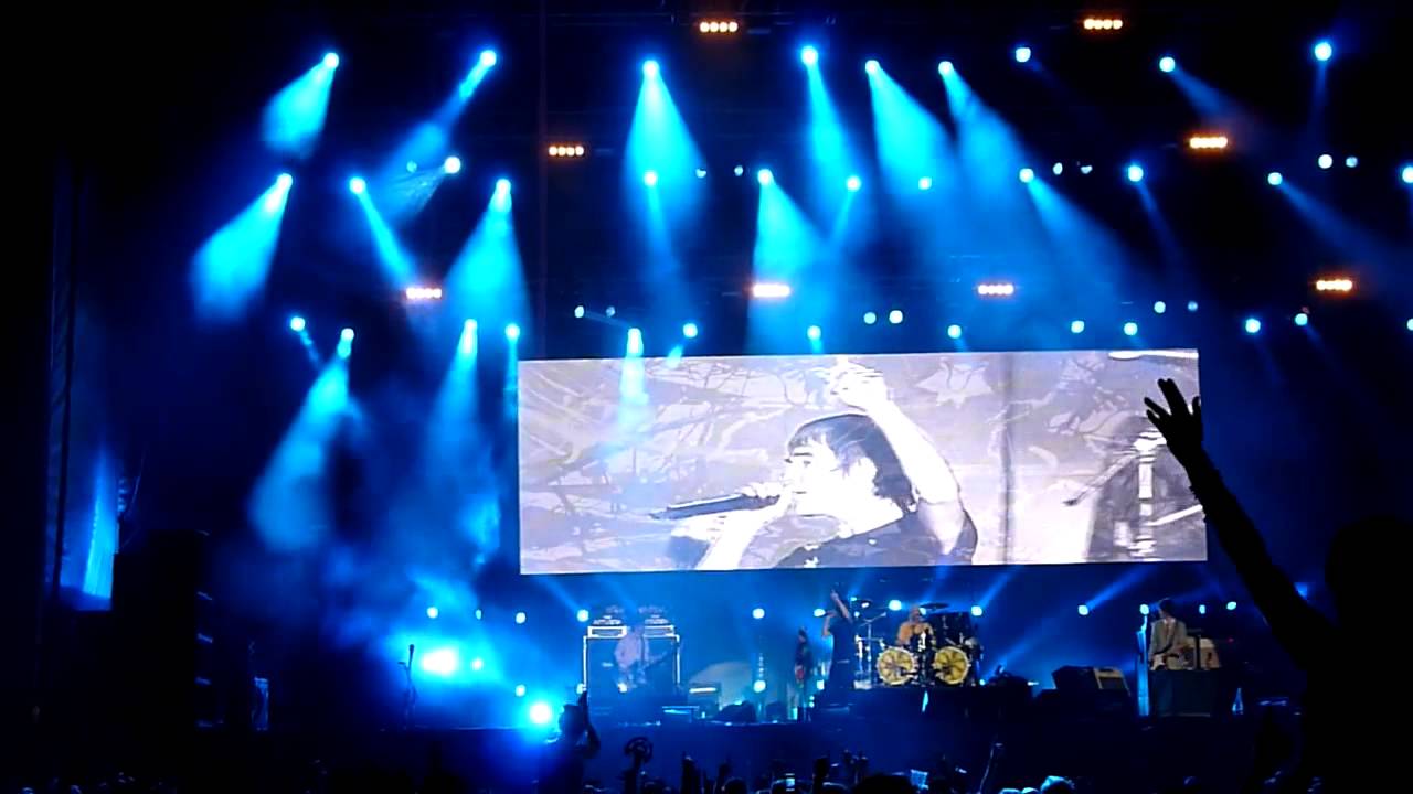 The Stone Roses - This Is The One @ Optimus Alive 2012 - YouTube