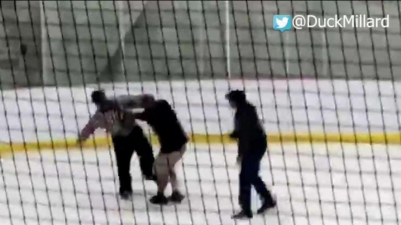 Charges laid after altercation at youth hockey tournament - YouTube