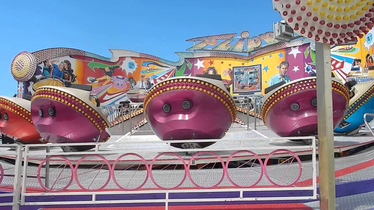 Huss Flipper Sioux Empire Fair 2015 - YouTube